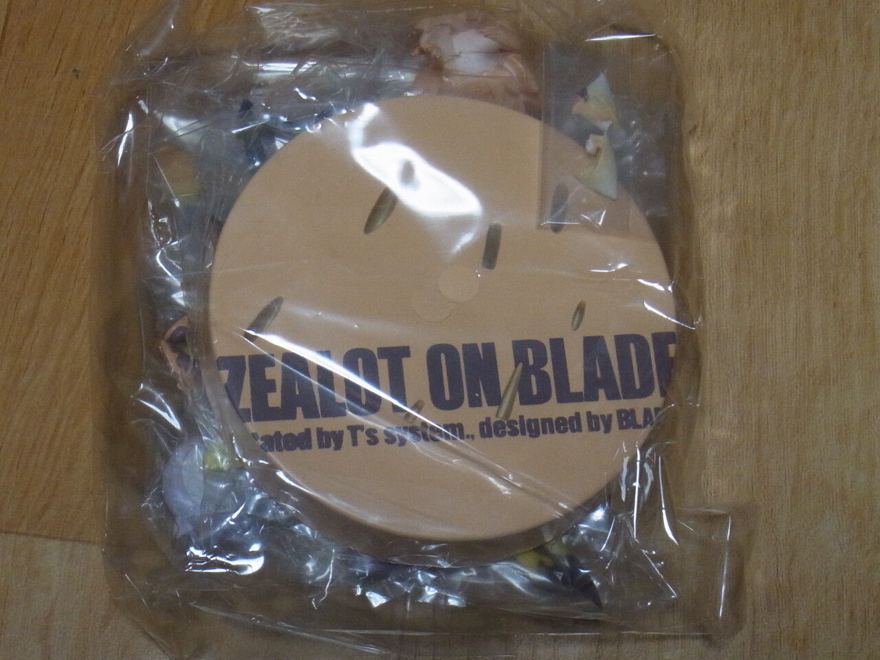 Blade Designed Special Figure ZEALOT on BLADE Very Rare – q to Japan