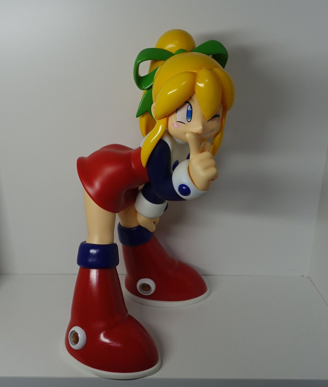 Gigantic Series Mega Man Rockman Roll Figure X-PLUS Capcom – q to Japan